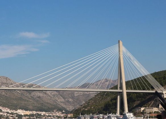 JAKI UDARI VJETRA Zatvoren Most za prvu skupinu vozila - DubrovnikNet
