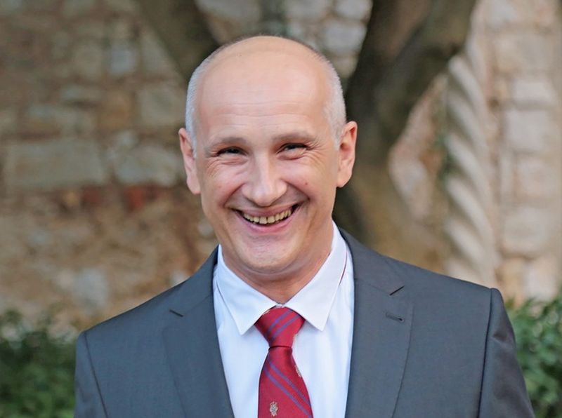 Dubrovački rektor Nikša Burum se "zakačio" s ministricom Divjak ...