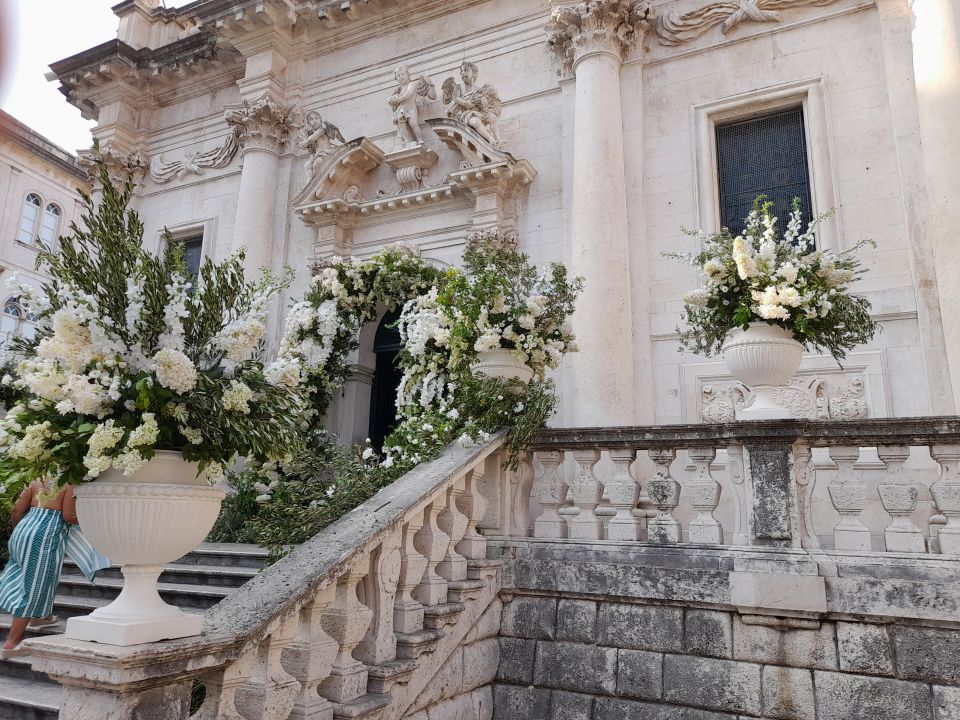 ODUZIMA DAH: Crkva sv. Vlaha prekrasno uređena za svadbu - DubrovnikNet