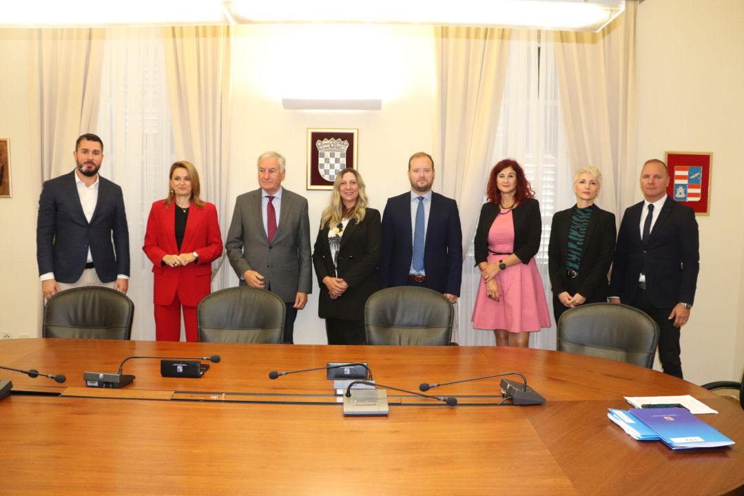 Potpisani ugovori s poslovnim bankama za projekt "Obrtna sredstva 2022 ...