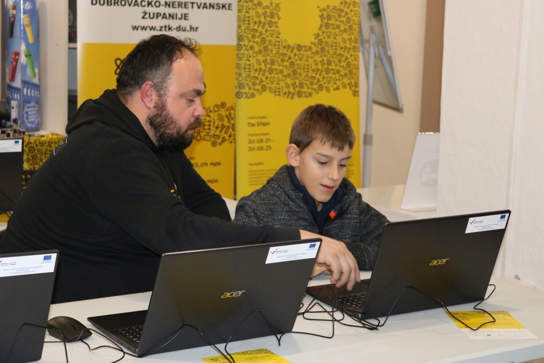 U centru za mlade održan dan otvorenih vrata laboratorija - DubrovnikNet