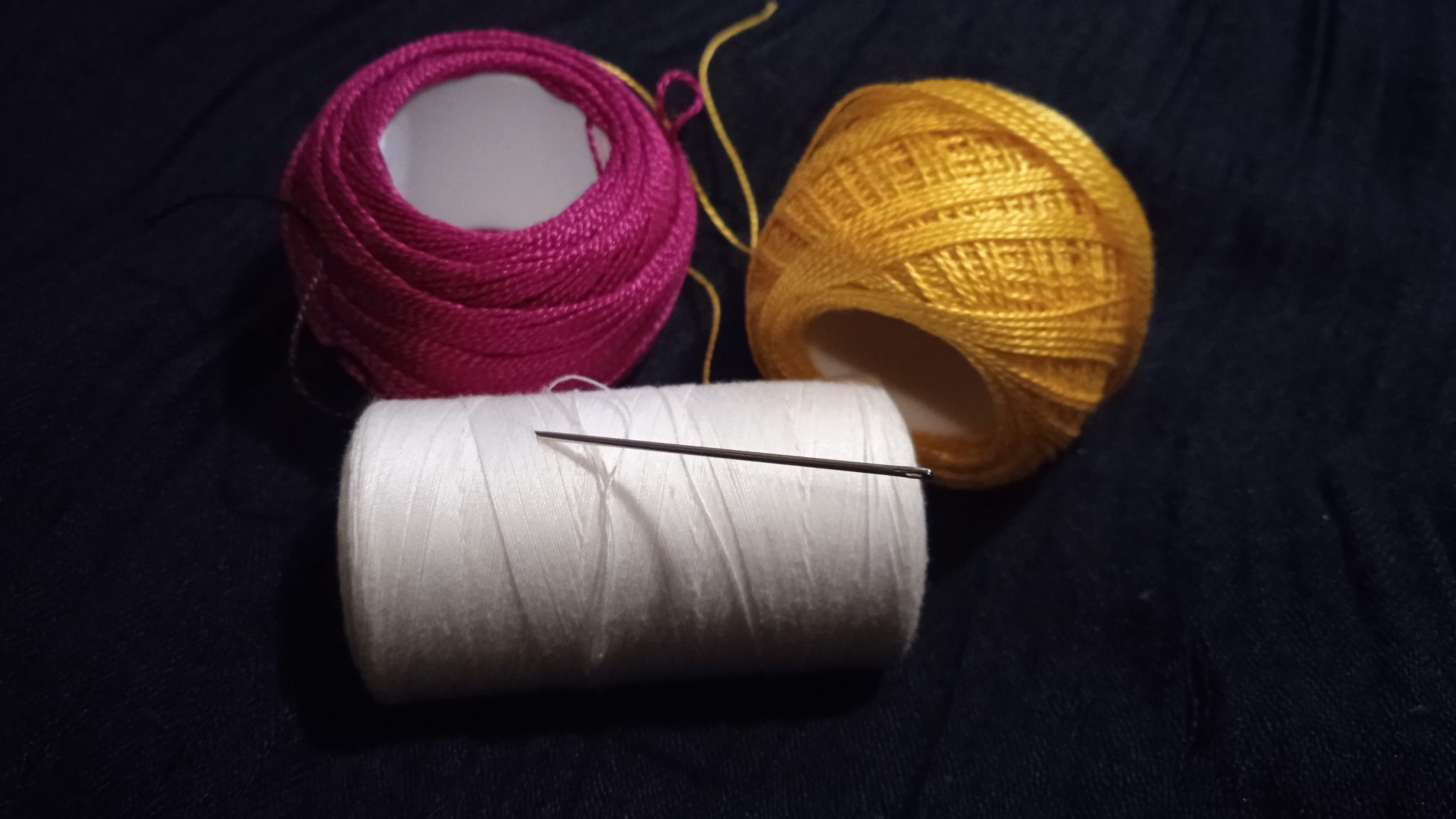 Gatanje u Konavlima: ako se djevojka ubada često dok šije ili veze ...