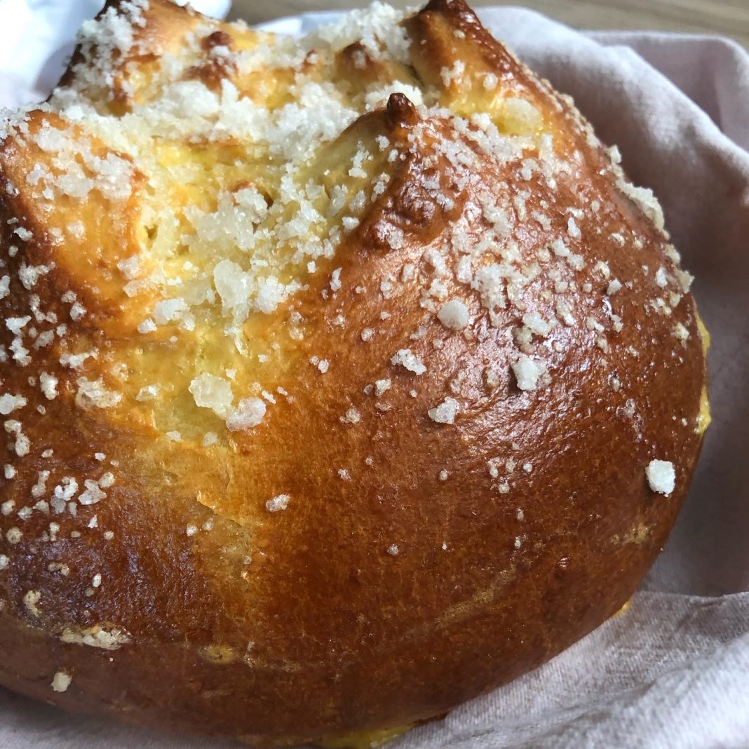 Po dubrovački pinca, po pelješki sirnica – omiljena uskršnja slastica ...