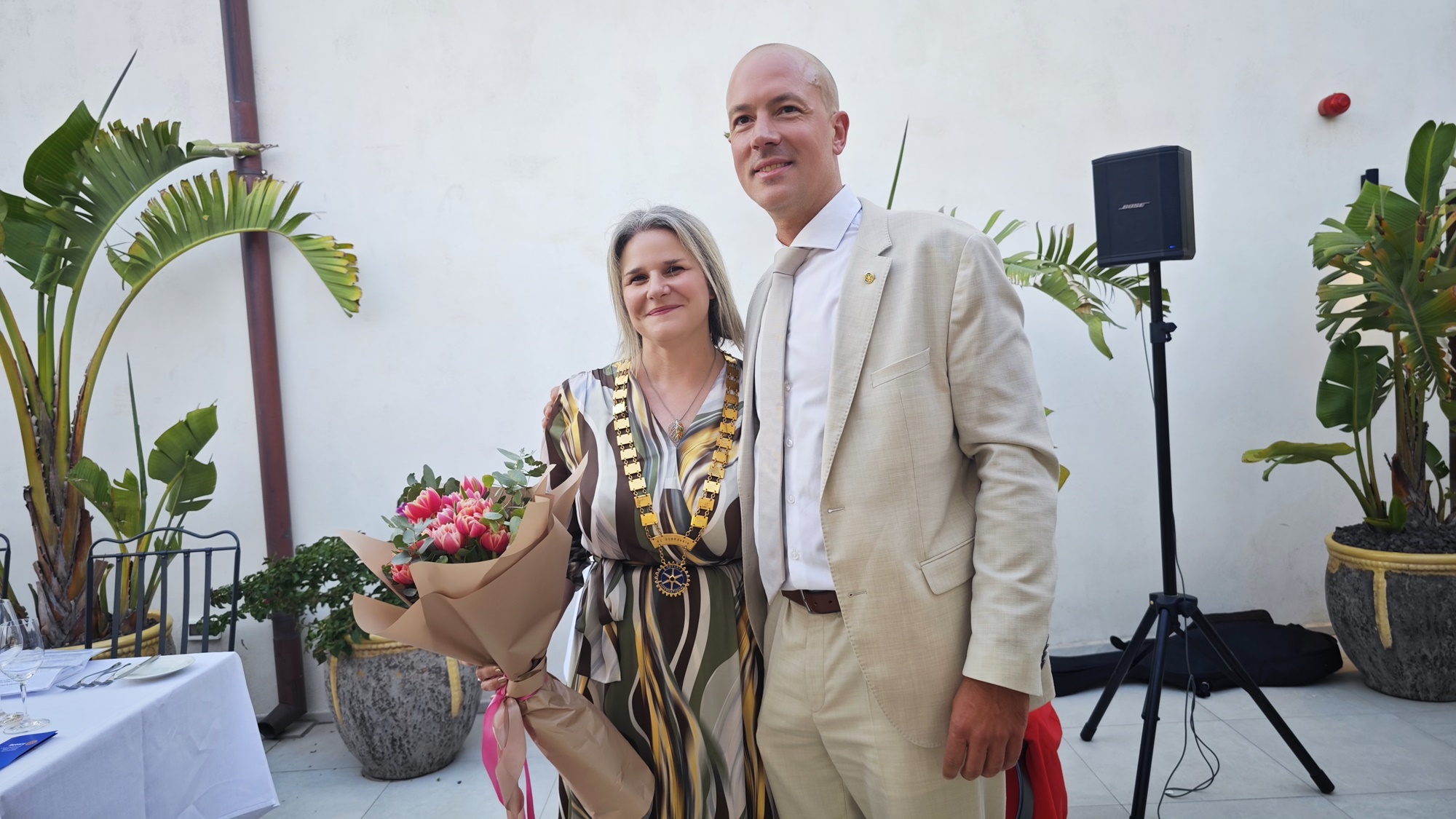 TRI DESETLJEĆA HUMANITARNOG DJELOVANJA Rotary klub Dubrovnik ima novu ... TRI DESETLJEĆA HUMANITARNOG DJELOVANJA Rotary klub Dubrovnik ima novu ...