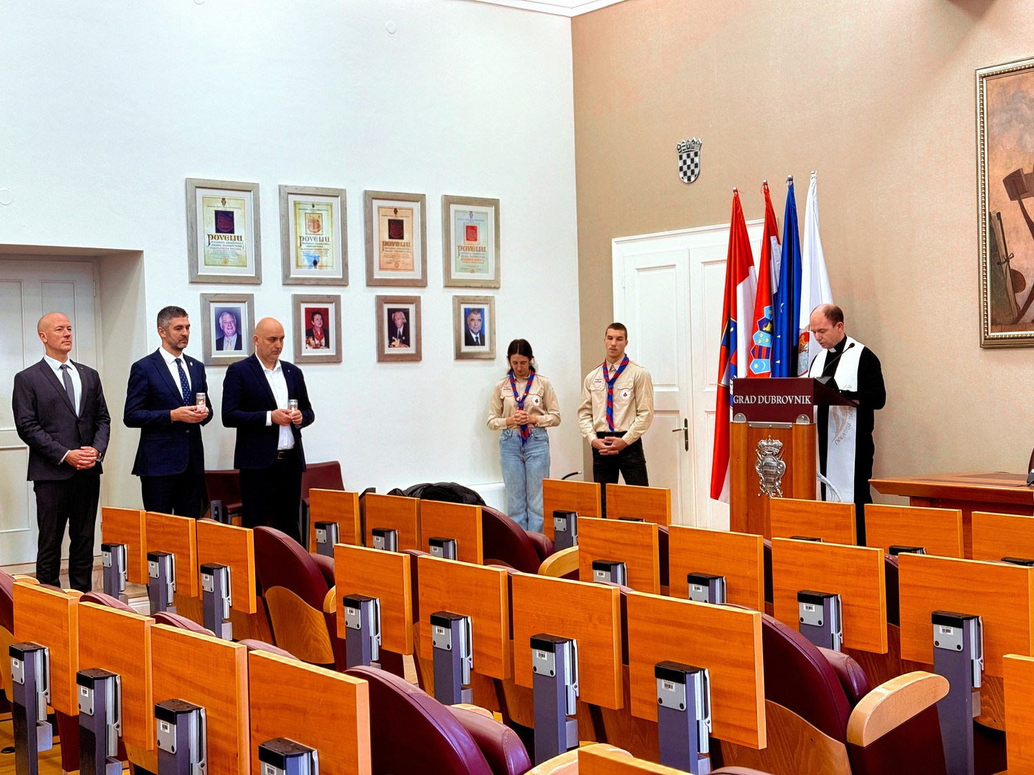 Blagoslov prostora gradske uprave i djelatnika u gradskoj vijećnici ...